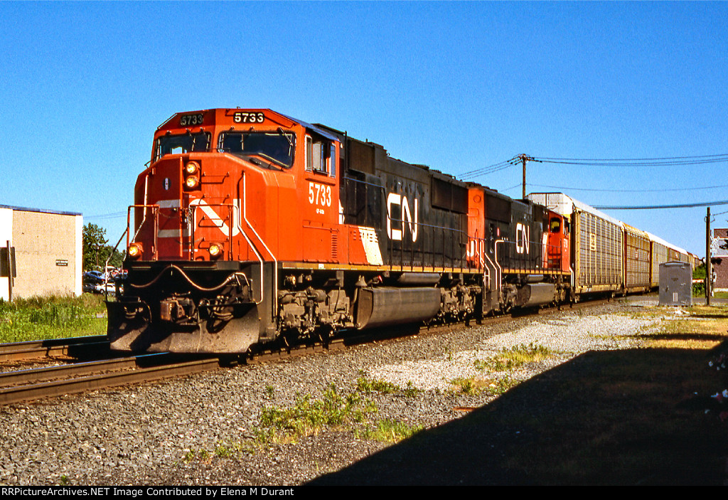 CN 5733 on Q-268
